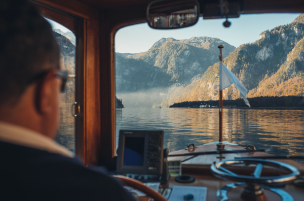 Man who has lived on a cruise ship for 20 years reveals surprising ...