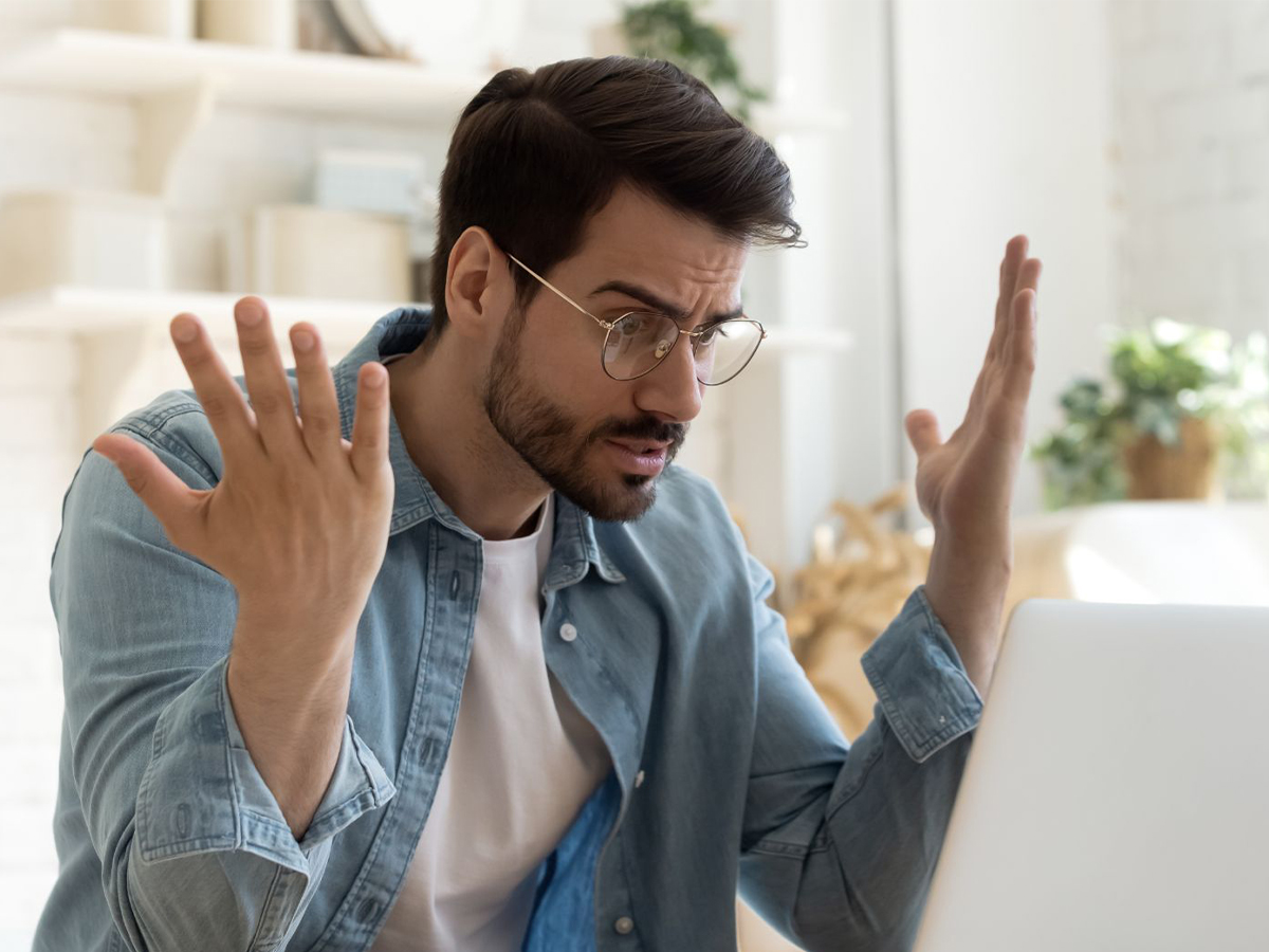 High school teacher reads some of the most hilariously unhelpful emails ...